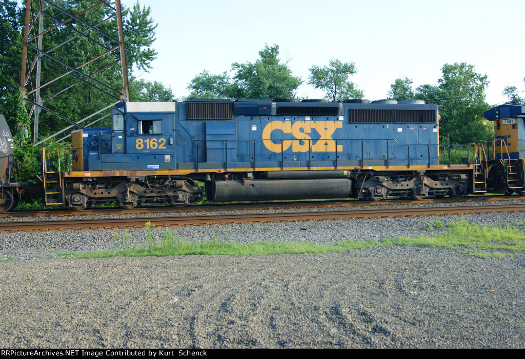 CSXT 8162